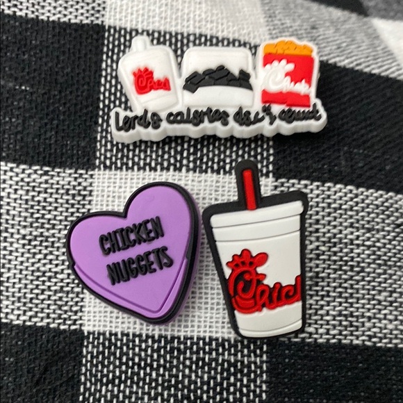 CROCS | Accessories | Chicfila Themed Croc Charms Jibbitz Chicken ...